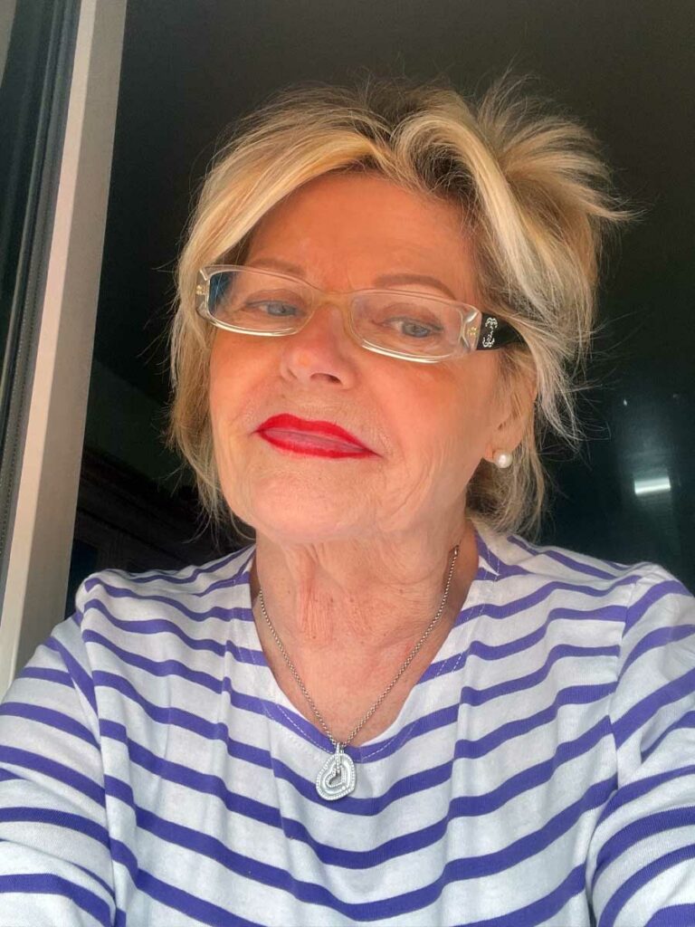 Annonce de jeanie Femme 65 ans à Mouscron